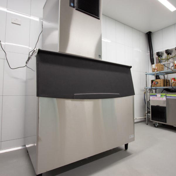 Commercial Ice Machines: How to Choose the Right One